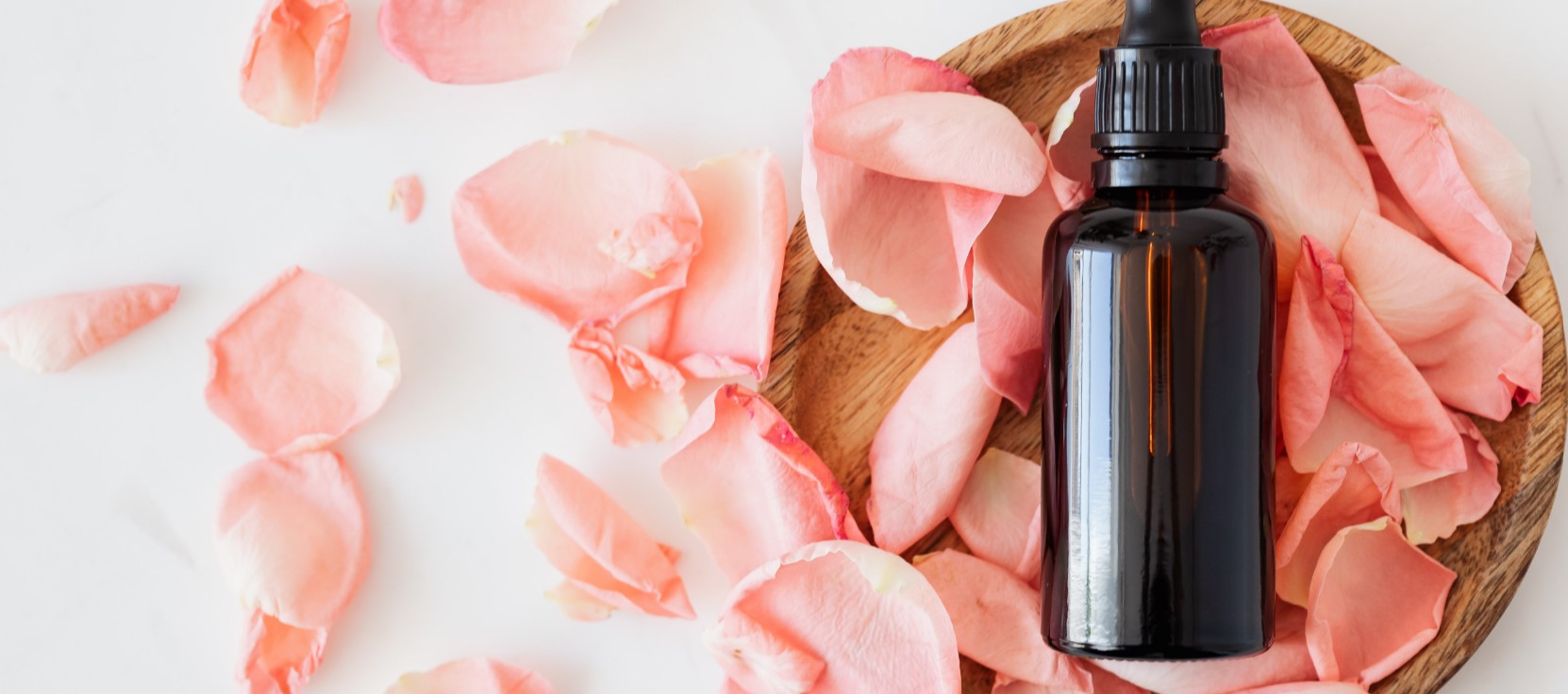 10 Benefits of Rose Water & How To Make It - MUMbox